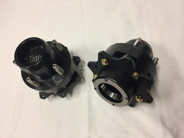 Rear 2.5" Floater Hubs – SlewHouse Motorsport